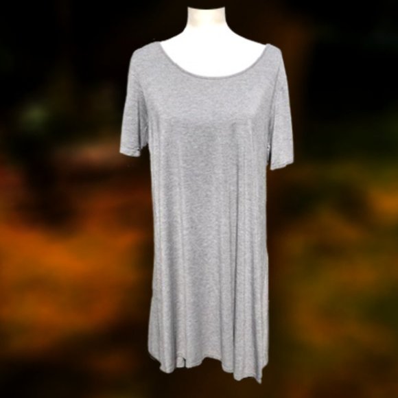 Reitmans | Dresses | Reitmans Reversible Cross Detail Solid Dress In ...